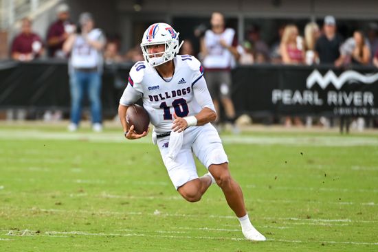 Louisiana Tech Bulldogs Quarterback Austin Kendall Editorial Stock ...