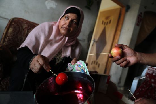 Palestinian Hanan Hamad 50 Makes Candy Editorial Stock Photo - Stock ...