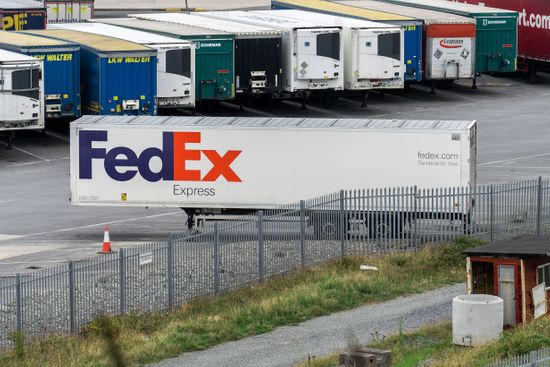 Fedex Express Trailer 1st January 2021 Editorial Stock Photo - Stock ...