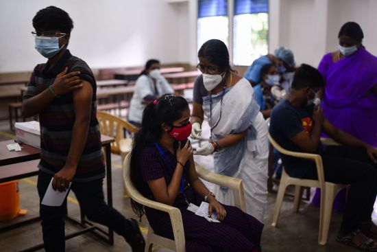 Indian Health Worker Administers Dose Covid19 Editorial Stock Photo ...