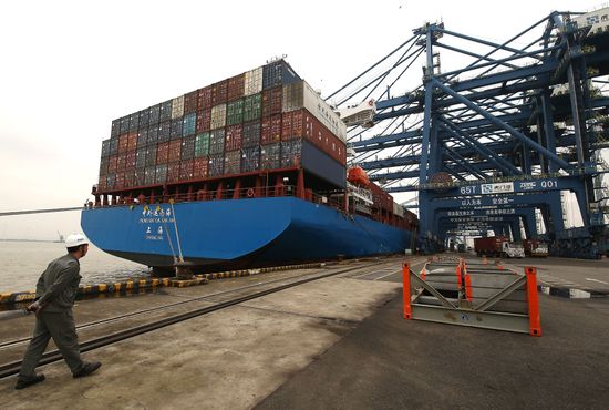 Port Security Monitors Shipping Containers Being Editorial Stock Photo ...