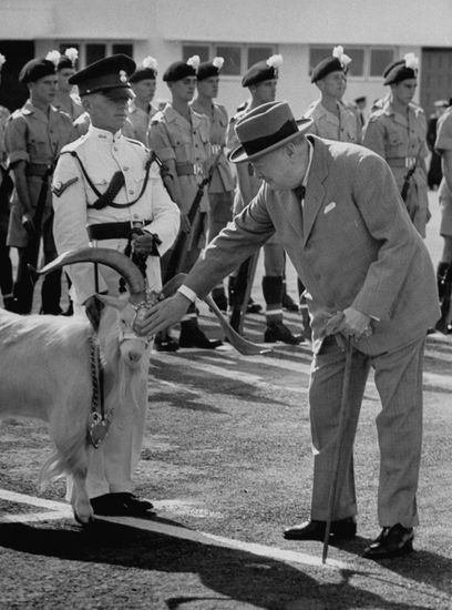 Sir Winston Churchill Greeting Goat Airport Editorial Stock Photo ...