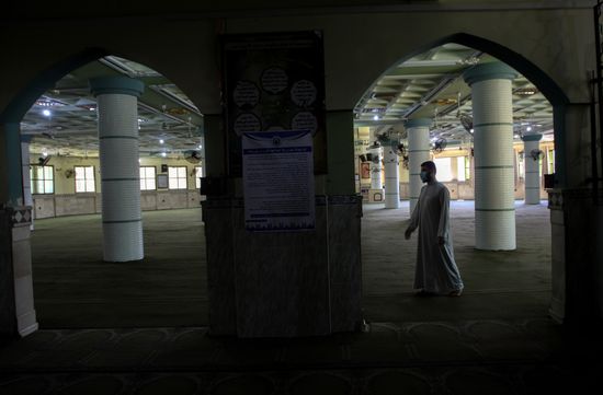 Palestinian Imam Ali Hamdan Walks Alone Editorial Stock Photo - Stock ...