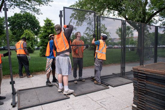 Workers Install Additional Temporary Riot Fencing Editorial Stock Photo ...