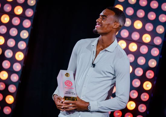 Ryan Gravenberg Receives Prize Best Player Editorial Stock Photo ...