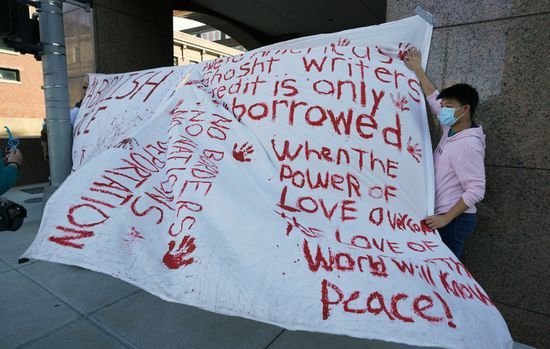 Protesters Attempt Attach Bed Sheets Walls Editorial Stock Photo ...