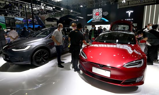 Chinese Check Out Teslas Model X Editorial Stock Photo - Stock Image ...