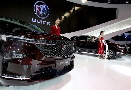 Chinese Models Stand Next Buicks New Editorial Stock Photo - Stock ...