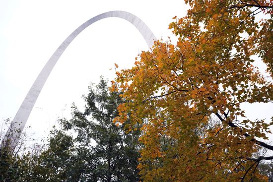 Gateway Arch Seen Near Color Changing Editorial Stock Photo - Stock ...