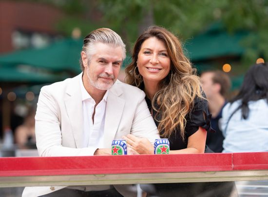Christian Dunbar Genevieve Gorder Enjoy Alcoholfree Editorial Stock ...