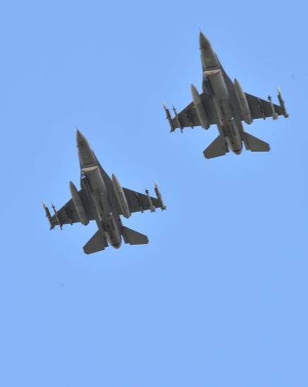 Jet Fly Over By Us Southern Editorial Stock Photo - Stock Image ...