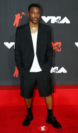 Us Singer Giveon Arrives On Red Editorial Stock Photo - Stock Image ...