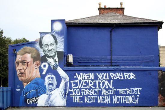 Everton Wall Mural Featuring Howard Kendall Editorial Stock Photo ...