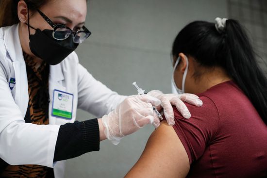 Student Maria Rodriguez Receives Dose Pfizer Editorial Stock Photo ...