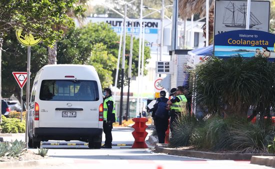 Police Check Vehicle Checkpoint Coolangatta Queenslandnew Editorial ...