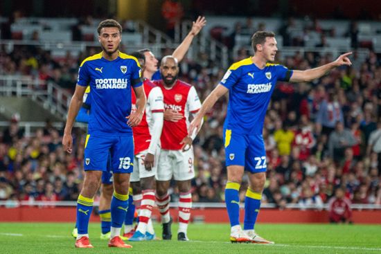 Afc Wimbledon Defender Nesta Guinnesswalker 18 Editorial Stock Photo ...