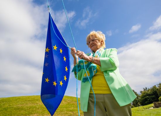 Shane Lowrys Grandmother Emily Scanlon Presented Editorial Stock Photo ...
