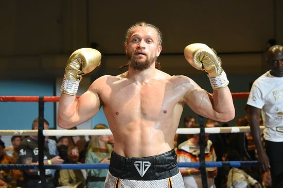 Josh Gooding Silverblack Shorts Defeats Fernando Editorial Stock Photo ...
