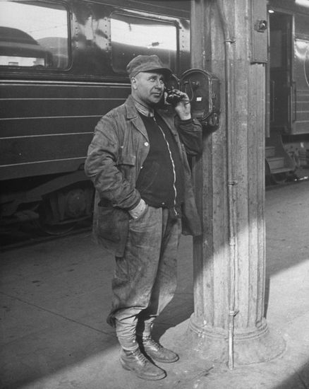 Yard Conductor On Phone Asking Switch Editorial Stock Photo - Stock ...
