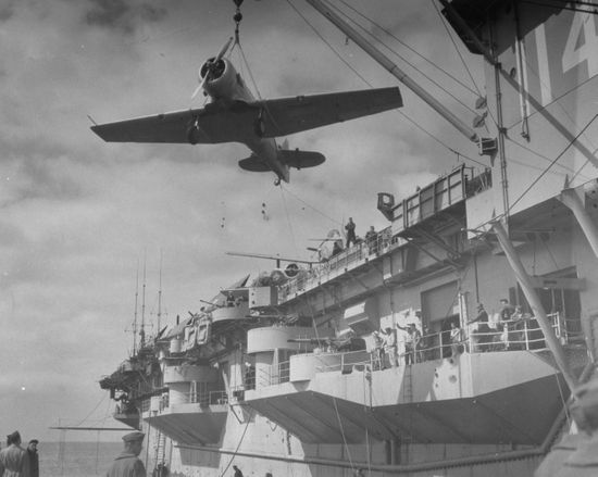 Aircraft Carrier Escort Uss Rendova Cve114 Editorial Stock Photo ...