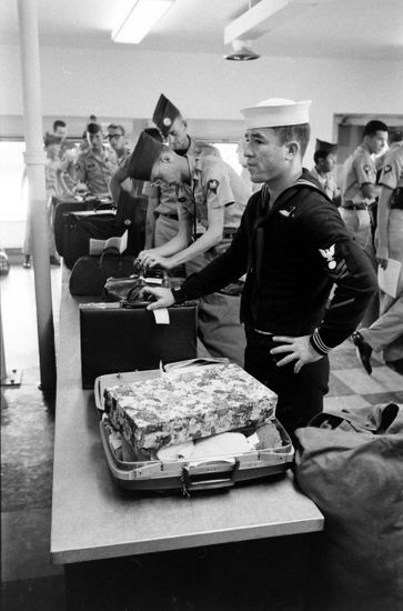 Soldiers Standing Next Their Luggage After Editorial Stock Photo ...