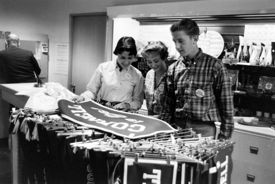 Cornell University Freshmen Standing Front Signs Editorial Stock Photo ...