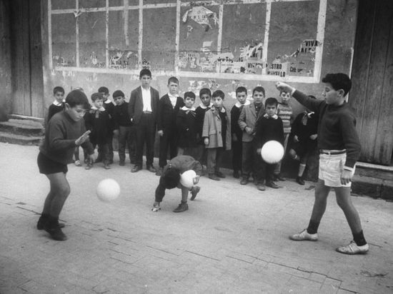 Rotolo Brothers Playing Sicily After Cataract Editorial Stock Photo ...