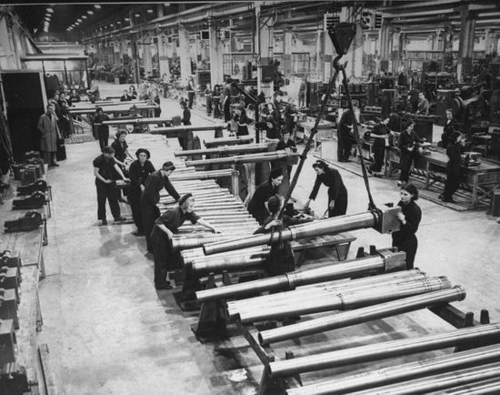 Women Working On Gun Assembly Line Editorial Stock Photo - Stock Image ...