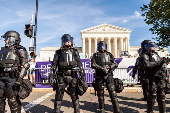 Capitol Police Riot Gear Keep Protesters Editorial Stock Photo - Stock ...