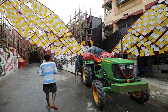 Indian Artists Install Tractor Wings Some Editorial Stock Photo - Stock ...