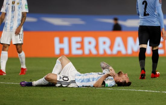Argentinas Lionel Messi Complaints Foul Against Editorial Stock Photo ...