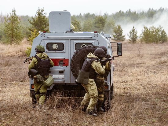 Omon Riot Police Officers Move Through Editorial Stock Photo - Stock ...