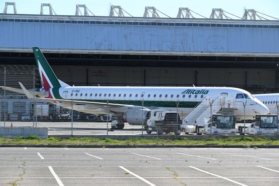 Airplane Ita Italian Airline Transport Sitting Editorial Stock Photo ...