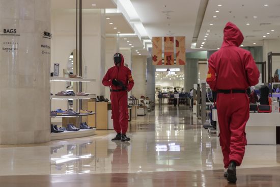 Mall Security Guards Dressed Netflix Series Editorial Stock Photo ...