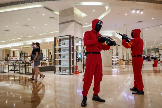 Mall Security Guards Dressed Netflix Series Editorial Stock Photo ...