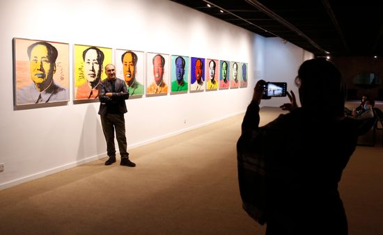 Visitors Take Souvenir Picture Mao Zedong Editorial Stock Photo - Stock ...