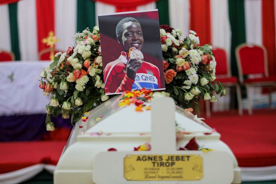 Coffin Late Kenyan Longdistance Runner Olympian - Foto de stock de ...