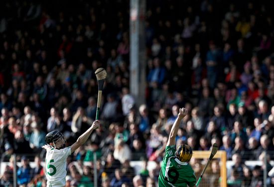 Tullaroan Vs Oloughlin Gaels Tullaroans Dunne Editorial Stock Photo ...