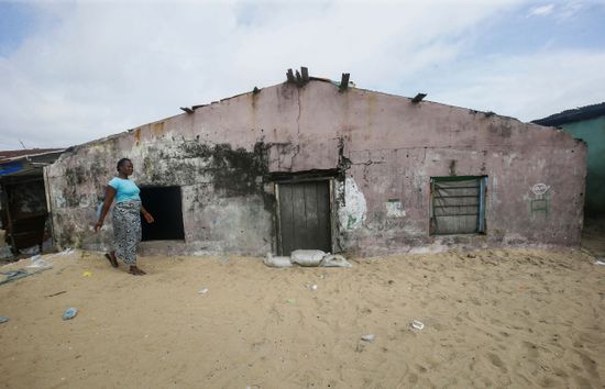 Liberian Marie Meme Washington Walks Past Editorial Stock Photo - Stock ...
