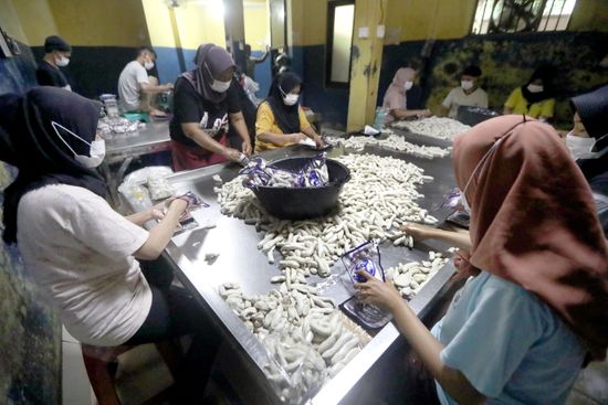 Female Laborers Pack Fish Cake Kembar Editorial Stock Photo - Stock ...