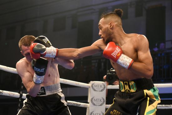Lerone Harrison Red Gloves Defeats Simas Editorial Stock Photo - Stock ...