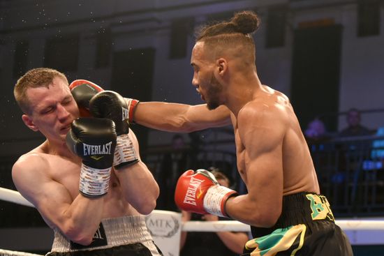 Lerone Harrison Red Gloves Defeats Simas Editorial Stock Photo - Stock ...