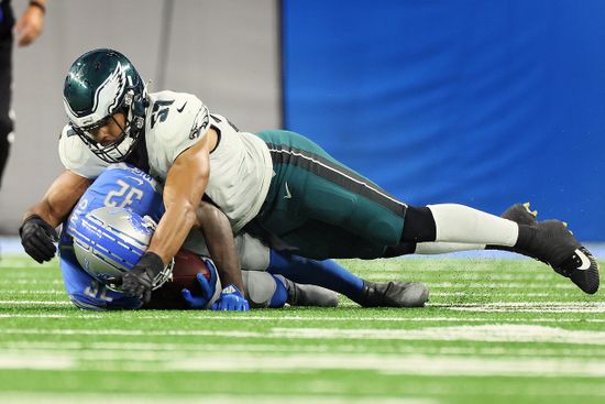 Philadelphia Eagles Middle Linebacker Tj Edwards Editorial Stock Photo ...