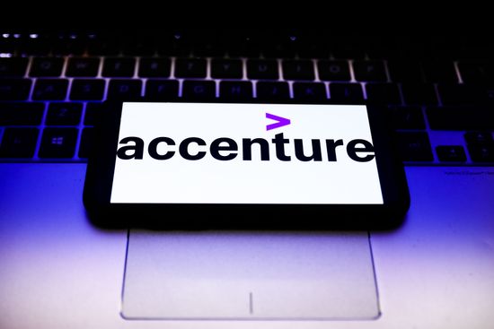 Accenture Logo Displayed On Phone Screen Editorial Stock Photo - Stock ...