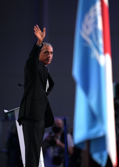Former Us President Barack Obama Waves Editorial Stock Photo - Stock ...