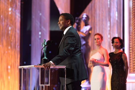Denzel Washington Accepting Outstanding Performance By Editorial Stock ...