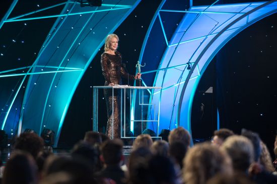 Nicole Kidman Accepting Outstanding Performance By Editorial Stock ...