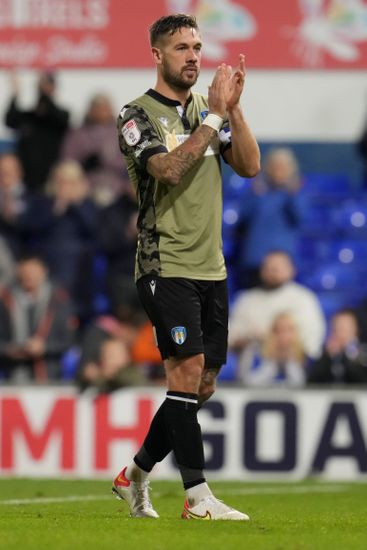 Luke Chambers Colchester United 4 Applauds Editorial Stock Photo ...