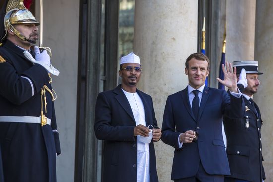 French President Emmanuel Macron R Welcomes Editorial Stock Photo ...