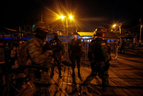 Ecuadorian Soldiers Stand Guard Outside Litoral Editorial Stock Photo ...
